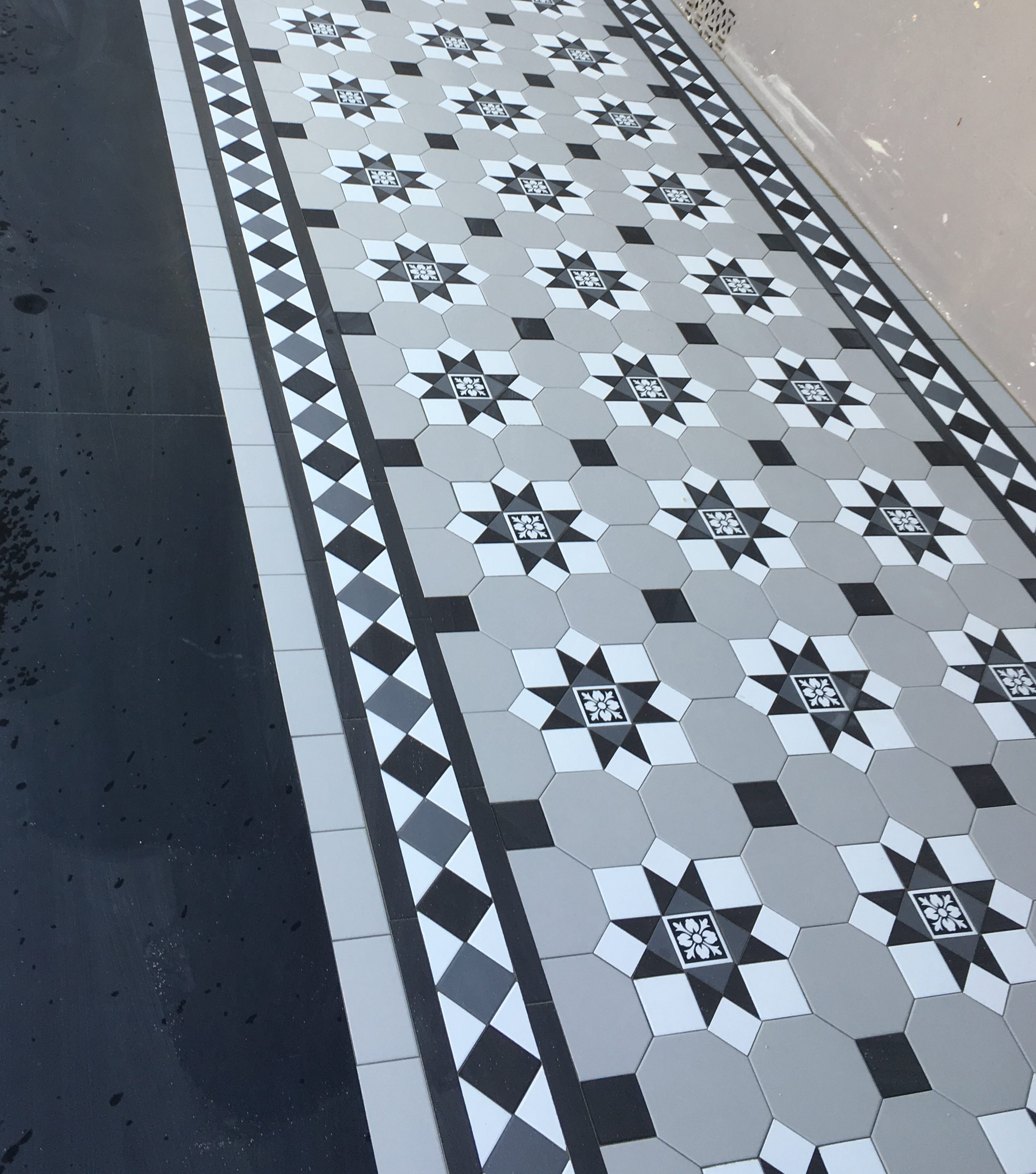 Tessellated Pattern 60 - Renditions Tiles