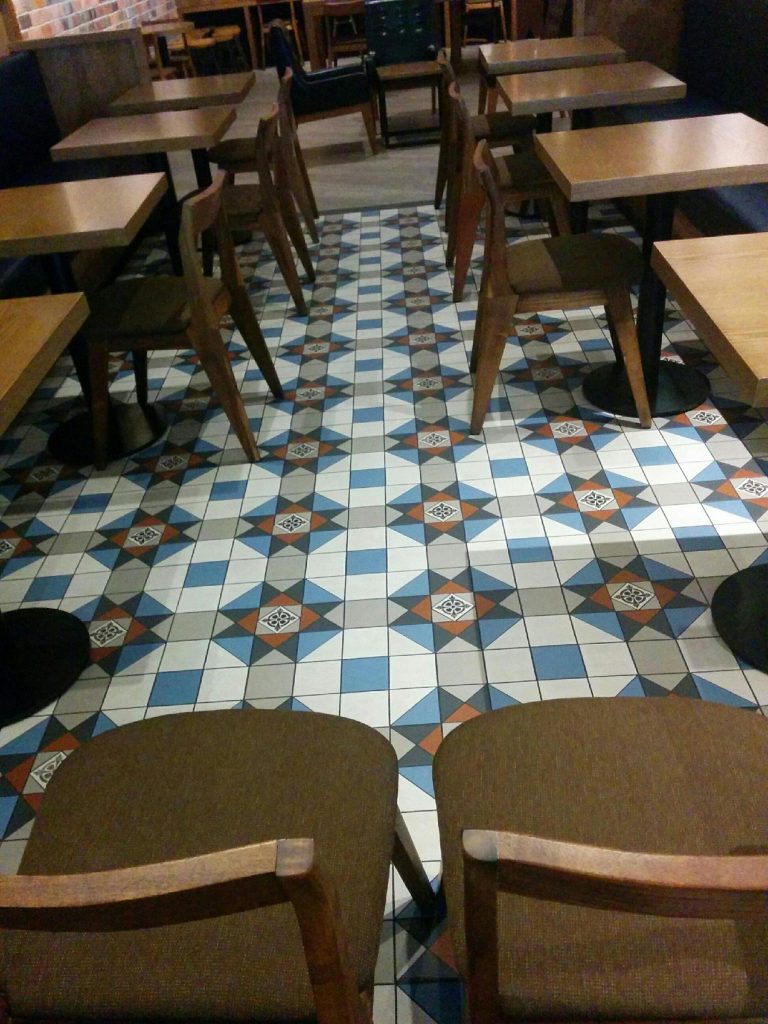 Tessellated Pattern 21 - Renditions Tiles