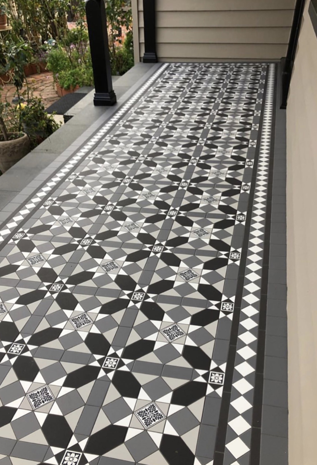 Tessellated Gallery 5 - Renditions Tiles