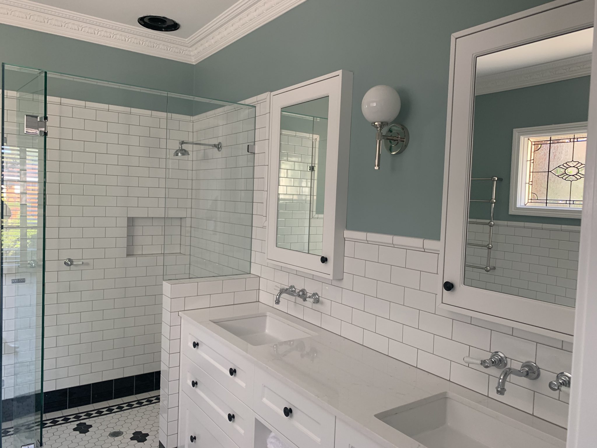 Hexagon Gallery 1 - Renditions Tiles